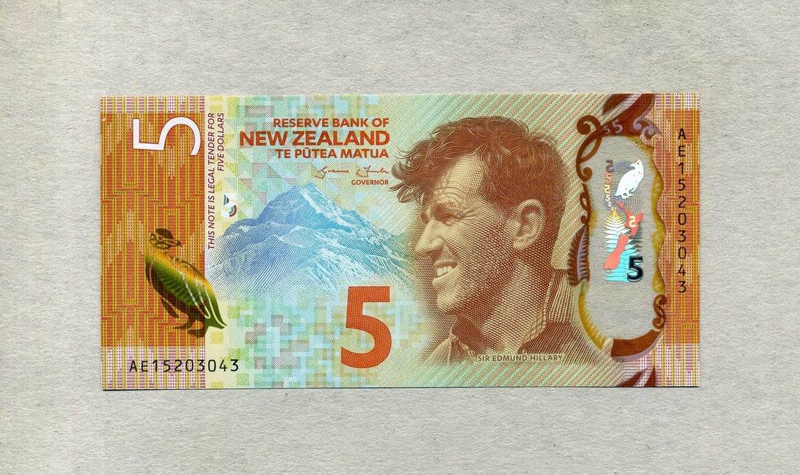 Neuseeland 5 Dollars P.191a/ - 2015 Sir Edmund Hillary - unc ...