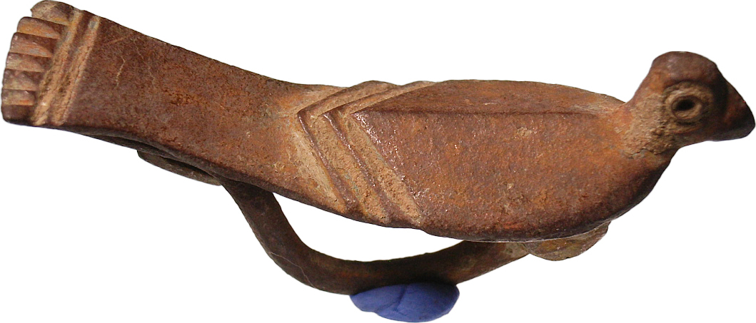 Römische Gewandfibel in Taubenform. Römer Fibel Sammlung aus der Antike ...