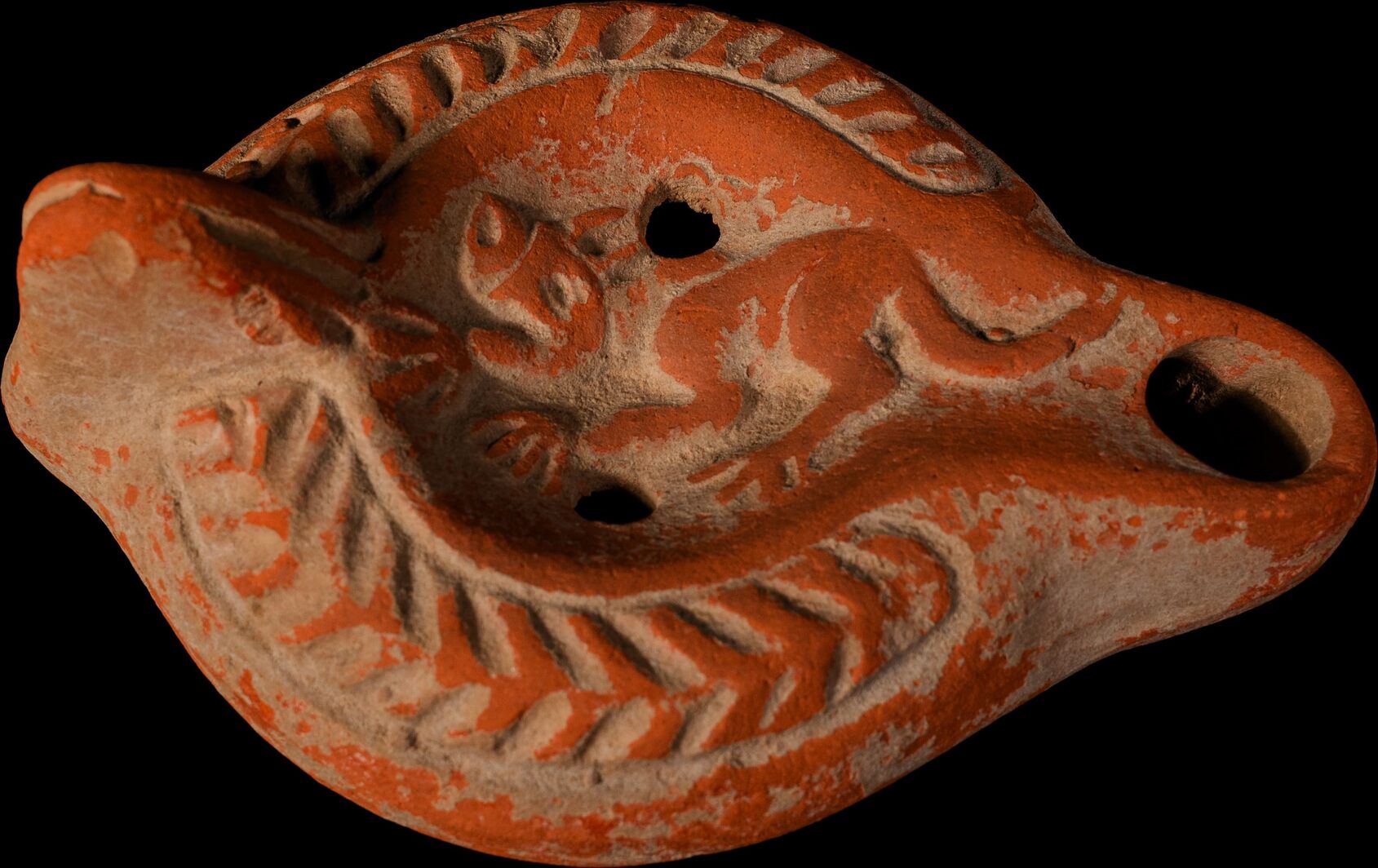 Römische Öllampe aus nordafrikanischer roter Feinkeramik (African Red ...
