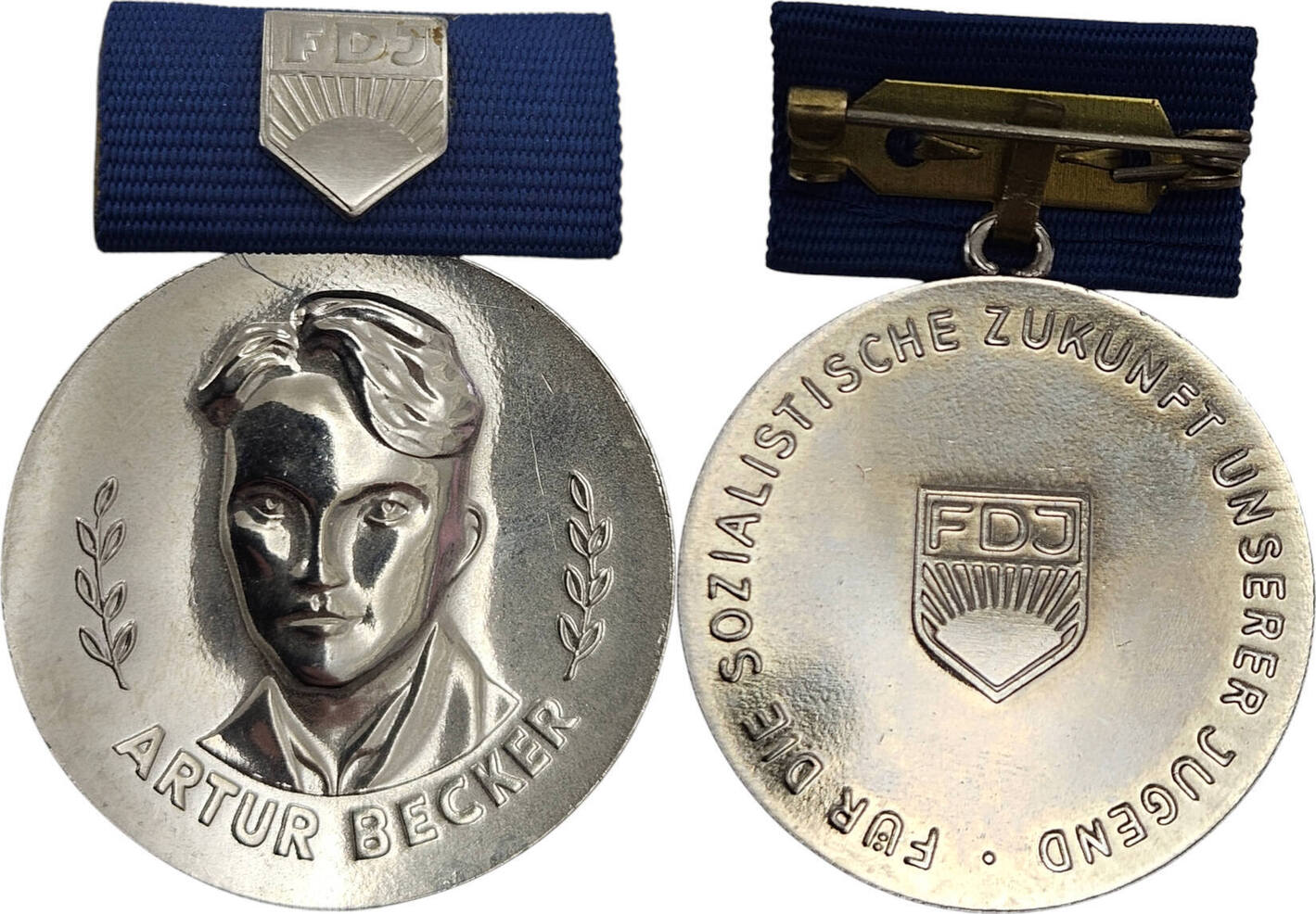 DDR o. J FDJ - ARTUR-BECKER-MEDAILLE IN SILBER vz-st | MA-Shops