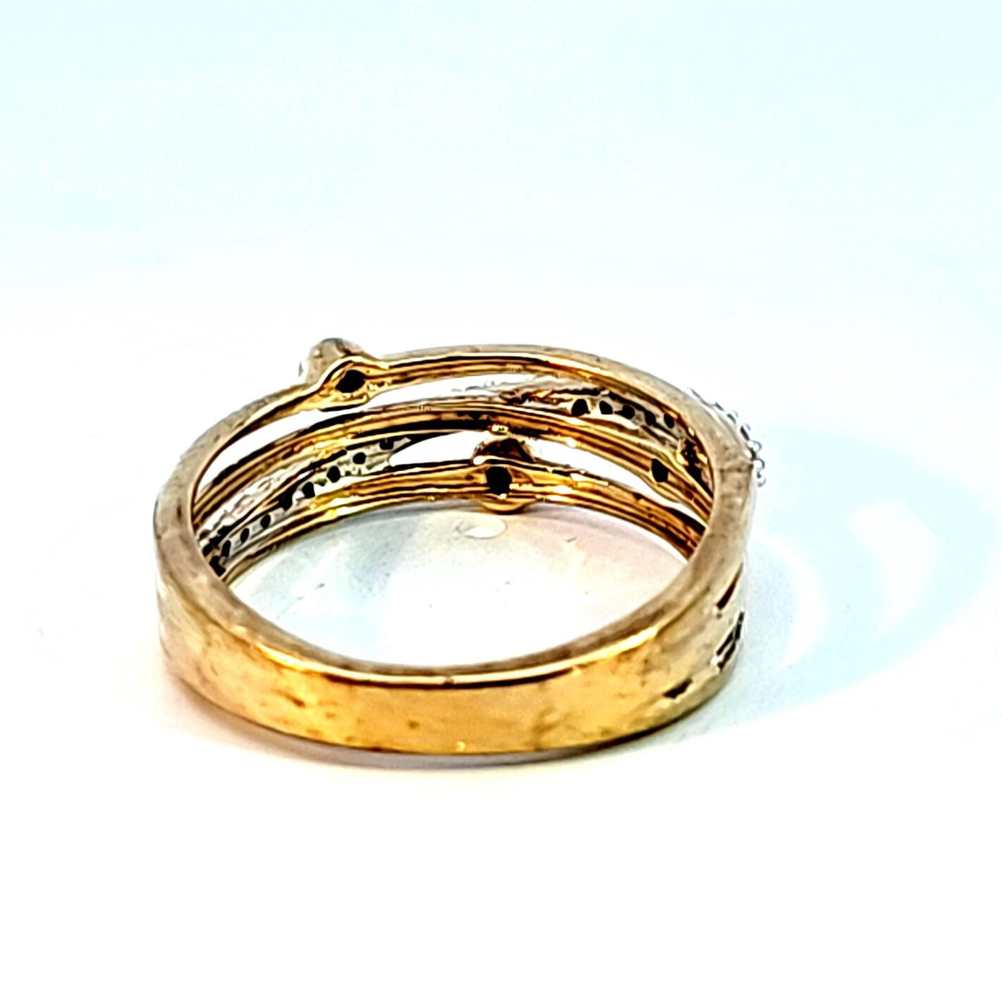 375 Gold Ring mit Diamanten 3x 0,16 Karat, Ringgröße 53 Sehr gut, siehe ...