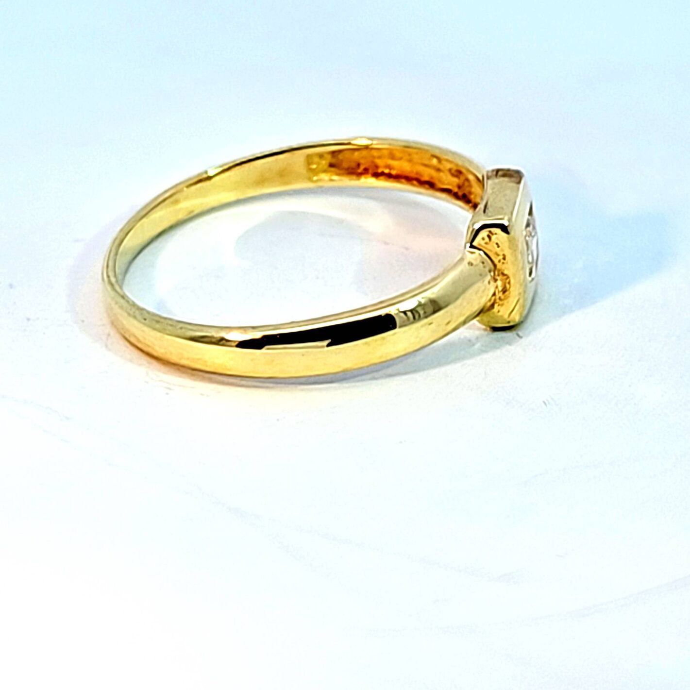 333 Gold Ring mit Zirkon, Ringgröße 56 Sehr gut, siehe Foto und Video ...