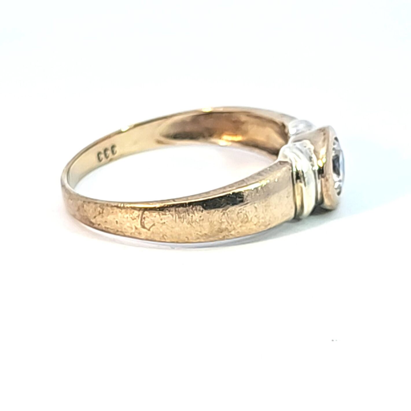 333 Gold Ring mit Zirkon, Ringgröße 60 Sehr gut, siehe Fotos und Video ...