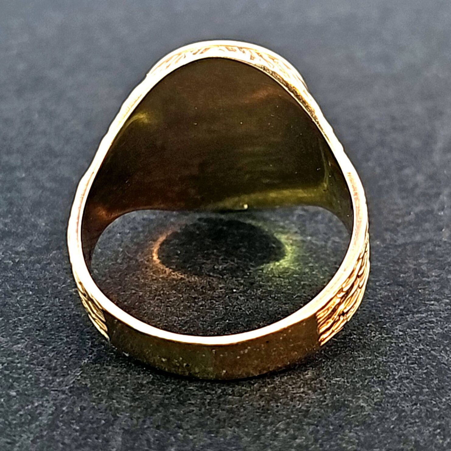 585 Gold Herrenring 6g, mit Lapis mit Lagen mit Onyx / Lagenstein 8.4g ...