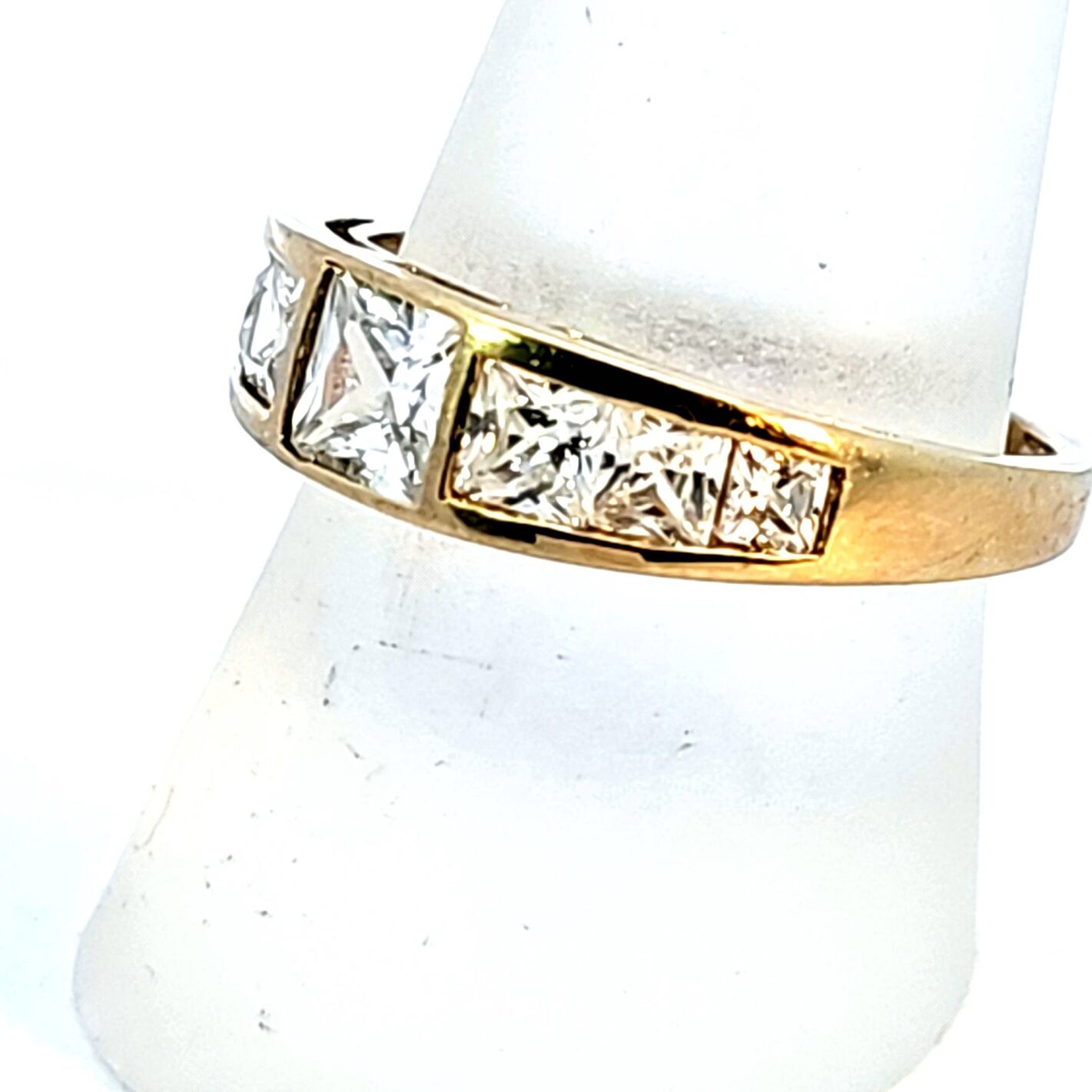 333 Gold Ring mit Zirkon Ringgröße 60 Sehr gut, siehe Fotos und Video ...