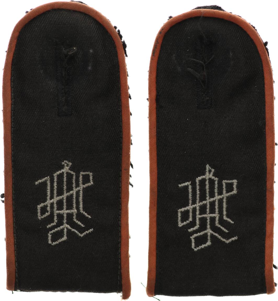 3. Reich Uniformteil Schulterklappen 1. SS Panzer-Division ...