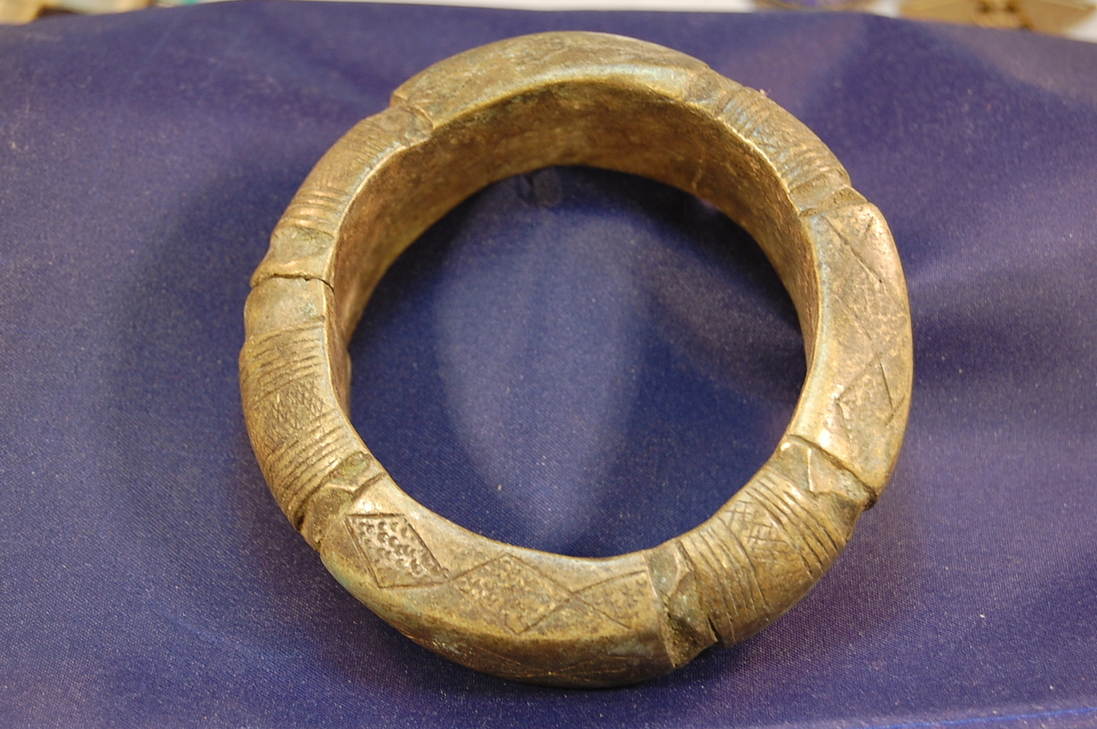 Afrika - Sammlung Manillen Primitivgeld 1 Manille 1500-1900 Aus der ...