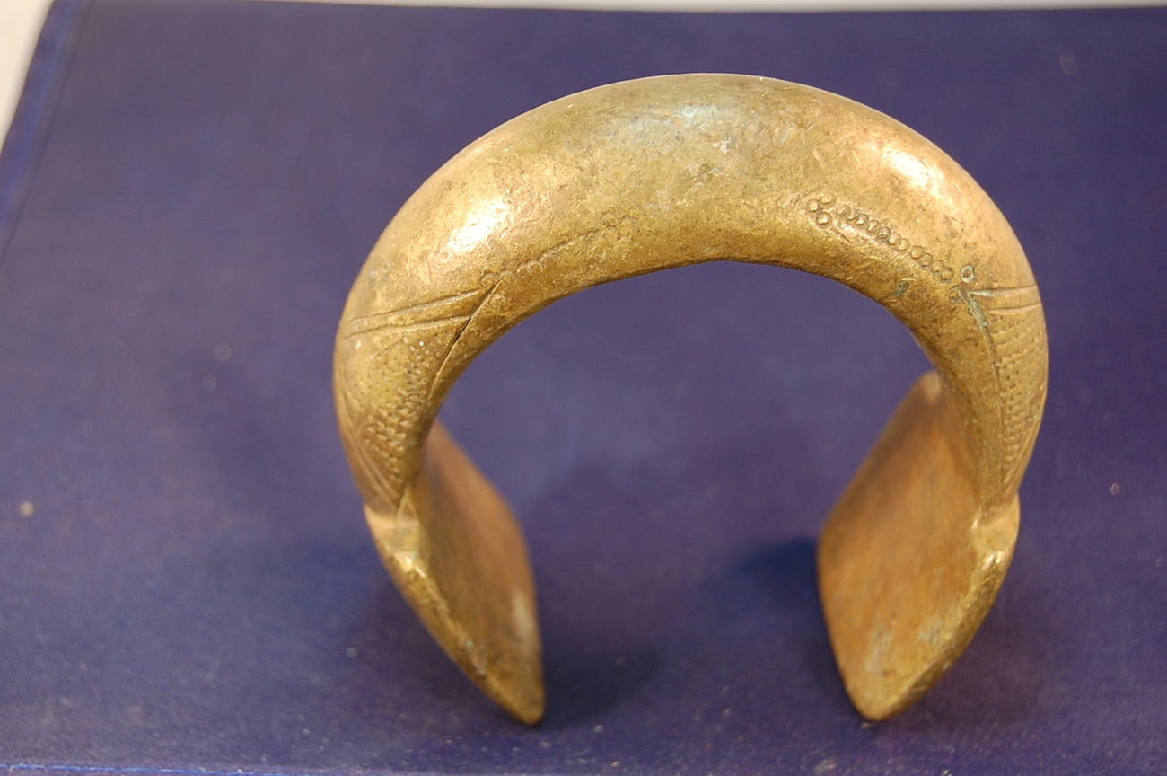 Afrika - Sammlung Manillen Primitivgeld 1 Manille 1500-1900 Aus der ...