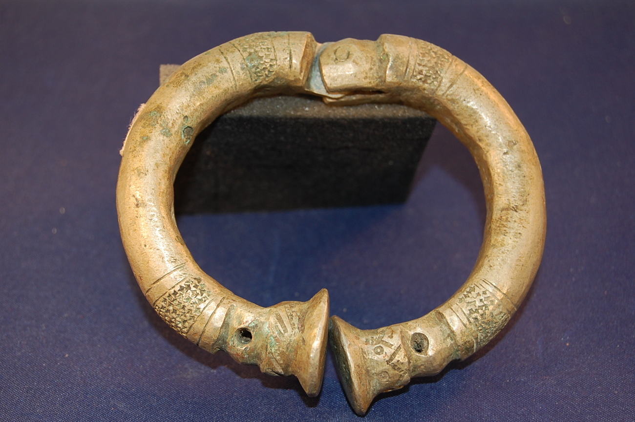 Afrika - Sammlung Manillen Primitivgeld 1 Manille 1500-1900 Aus der ...