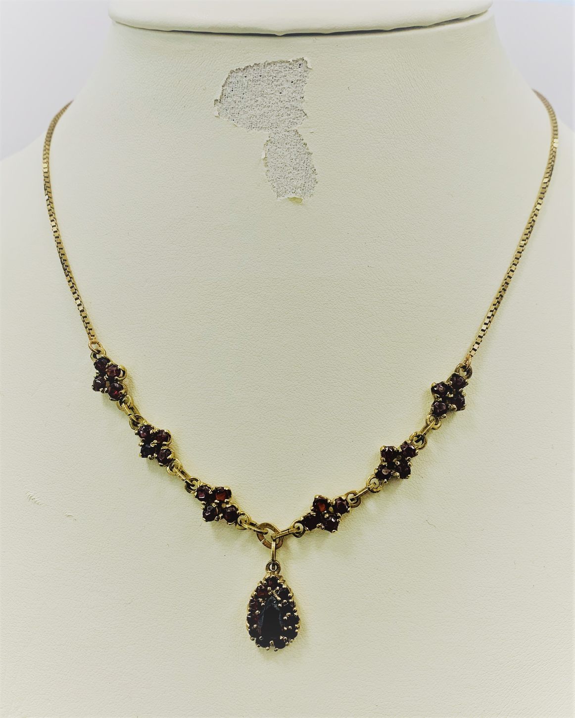 Kette, Gold 333, mit Granat Stein, 10,69g, ca. 47,5cm lang | MA-Shops