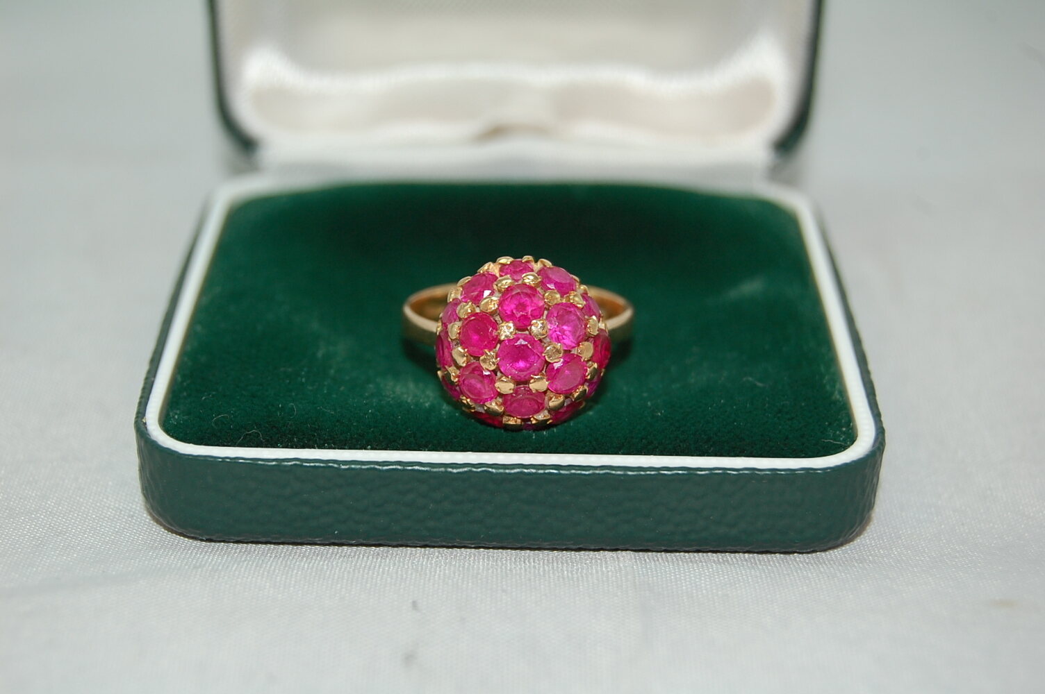Ring mit Rosa Steinen, 750 Gold, Ringgröße 56 | MA-Shops