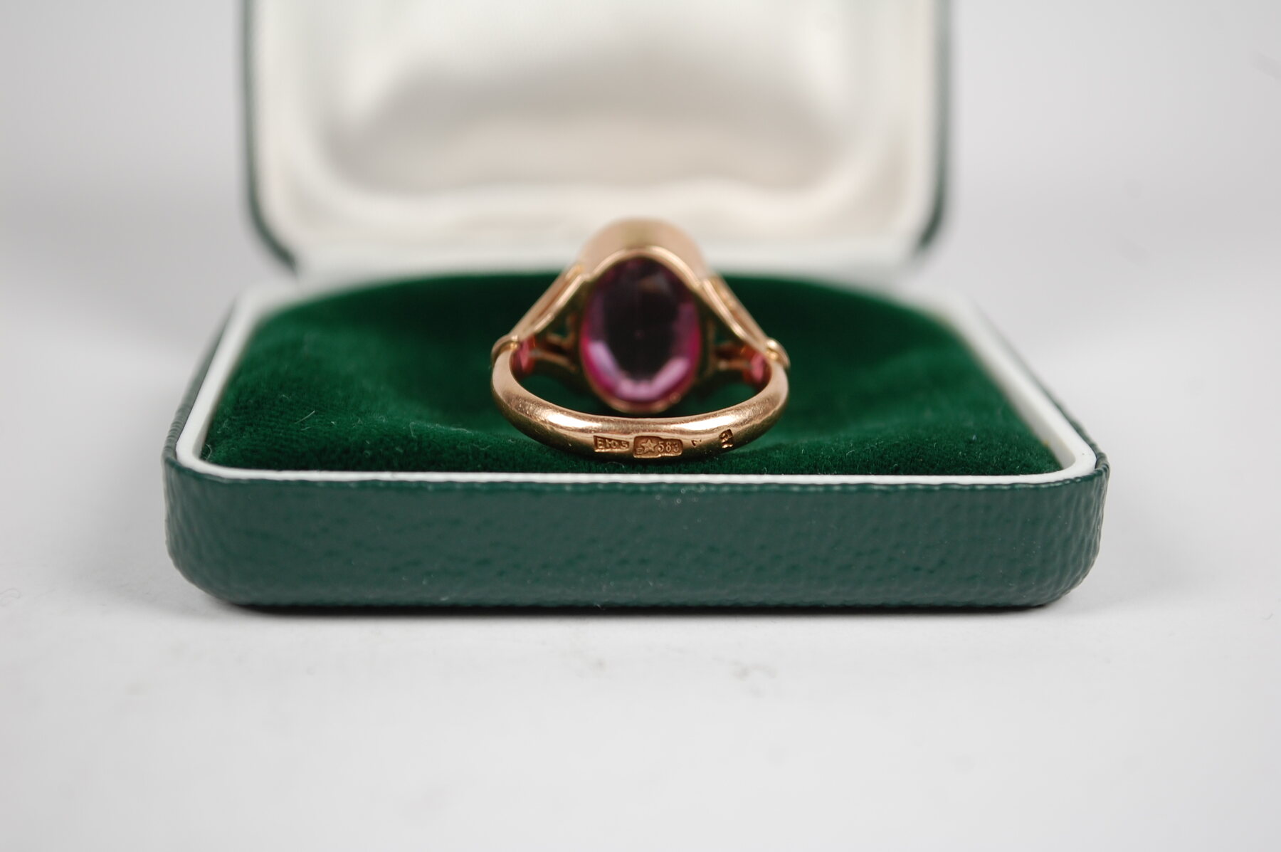 Ring mit Rosa Stein, 585 Gold, 5,77g, Ringgröße 52 | MA-Shops