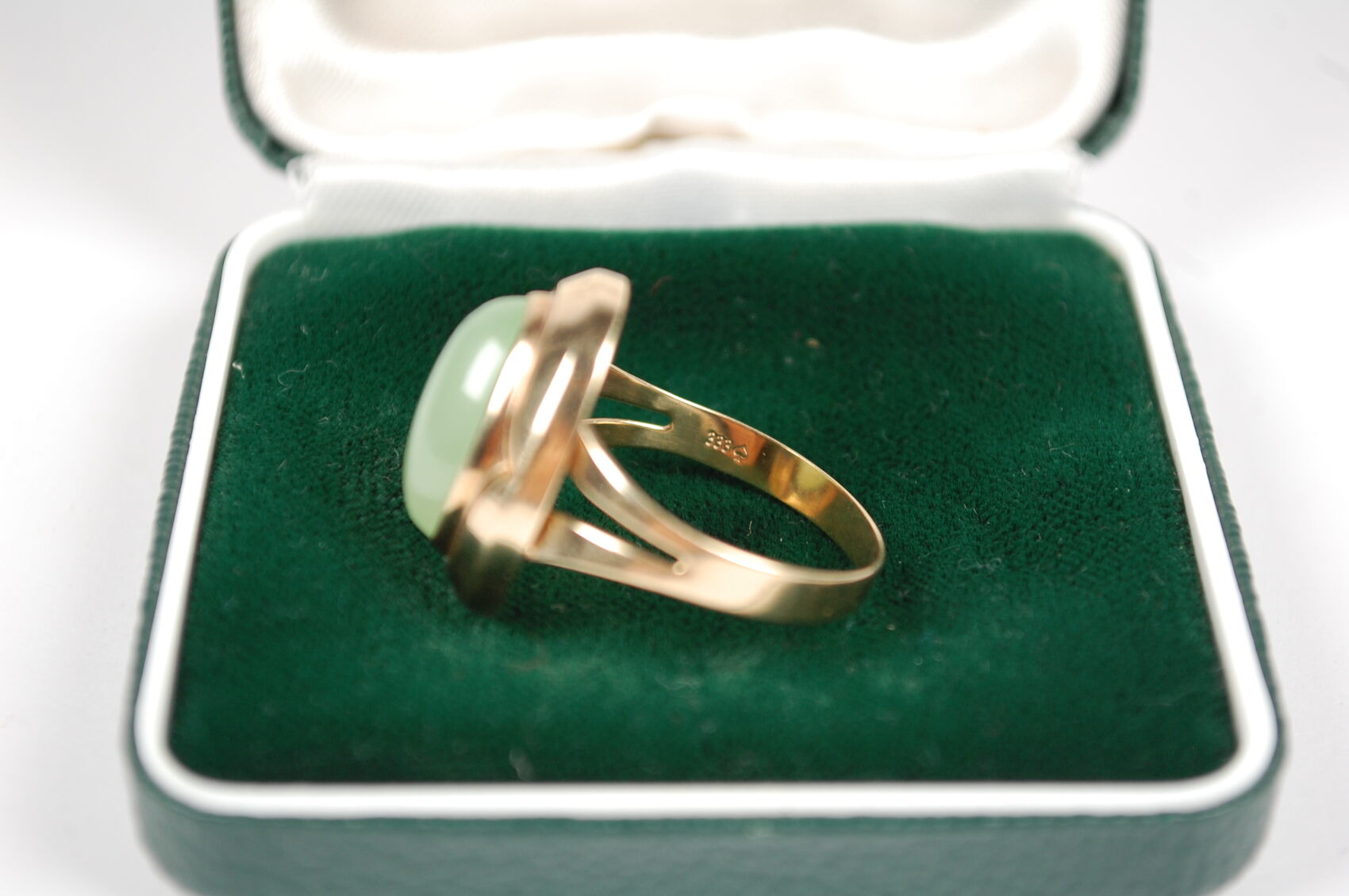 Ring mit Jade, 333 Gold, 3g, Ringgröße 60 | MA-Shops