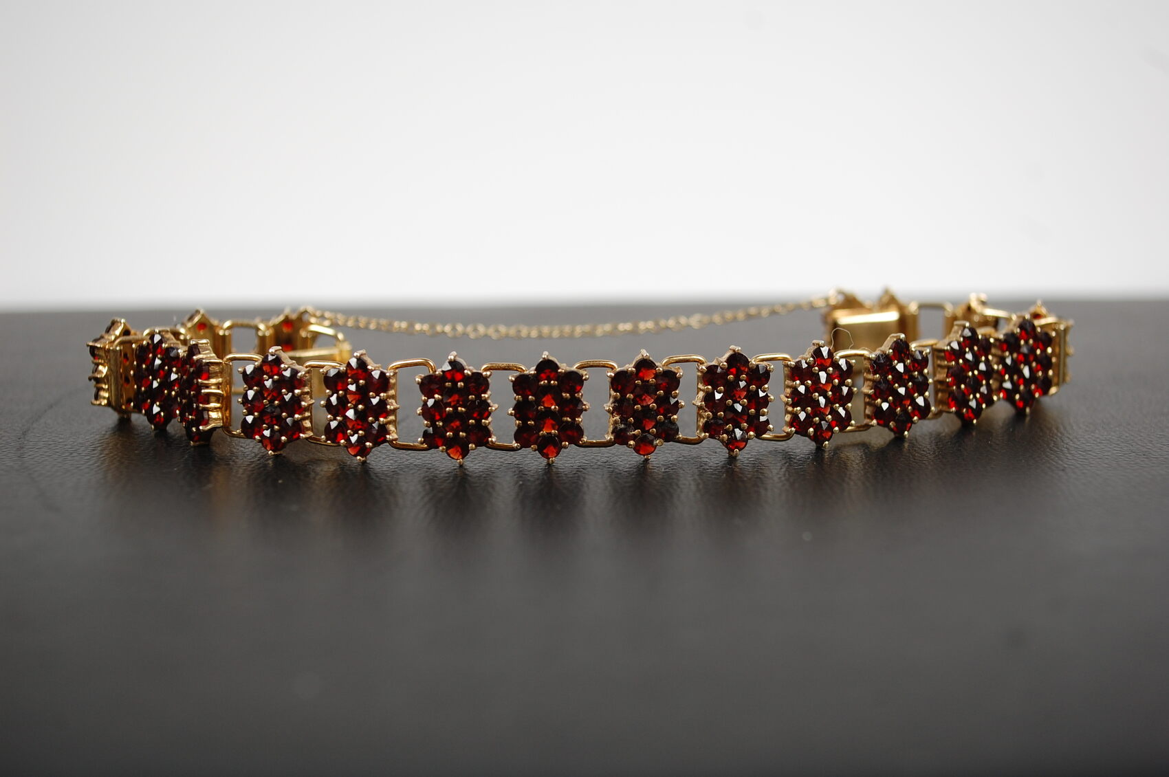 Granatstein Schmuckset, Silber oder Tombak vergoldet, 45,44g | MA-Shops