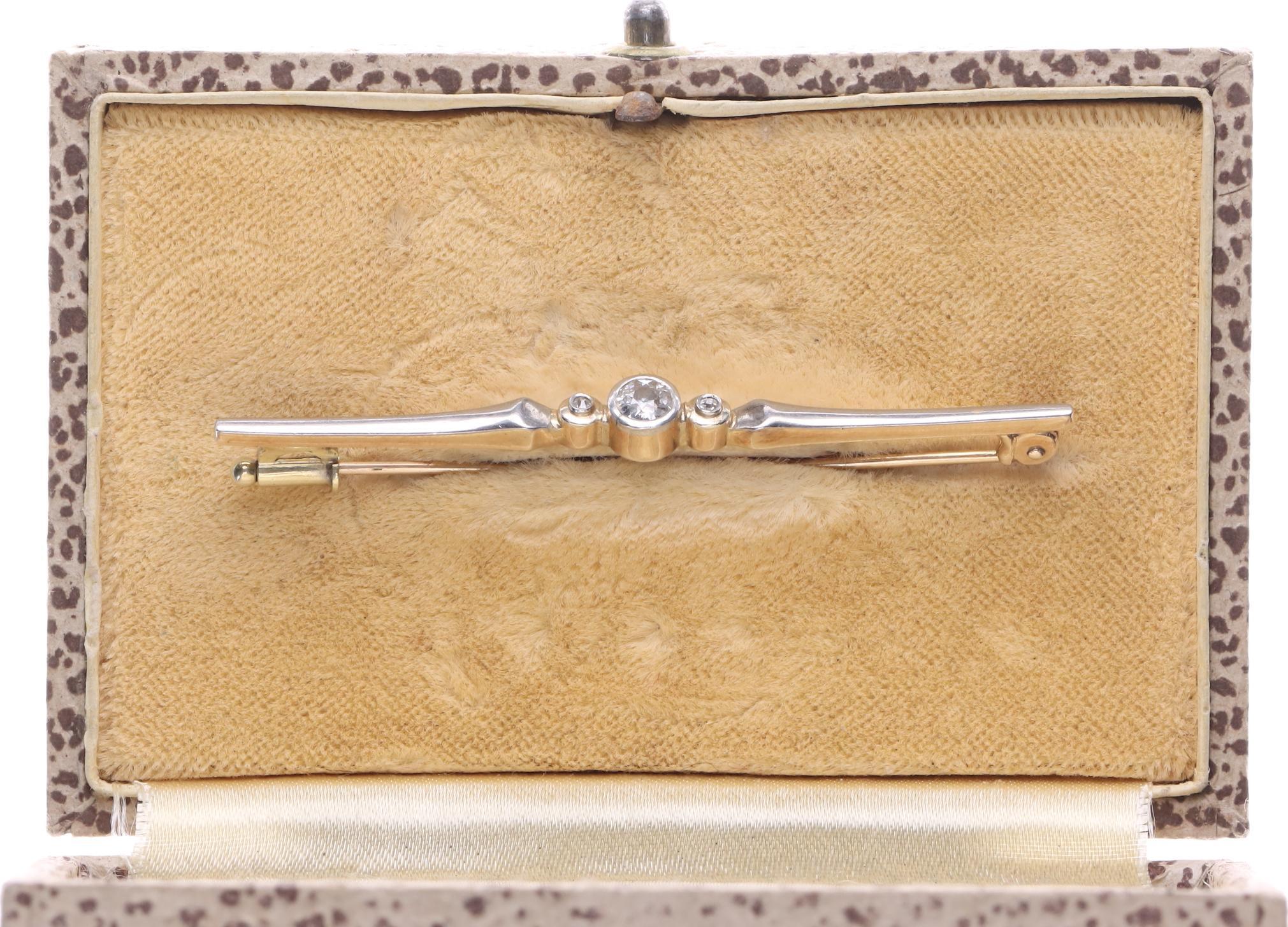 Brosche, Gold 585 mit größerem Diamant, 4,64g, ca. 6cm lang | MA-Shops