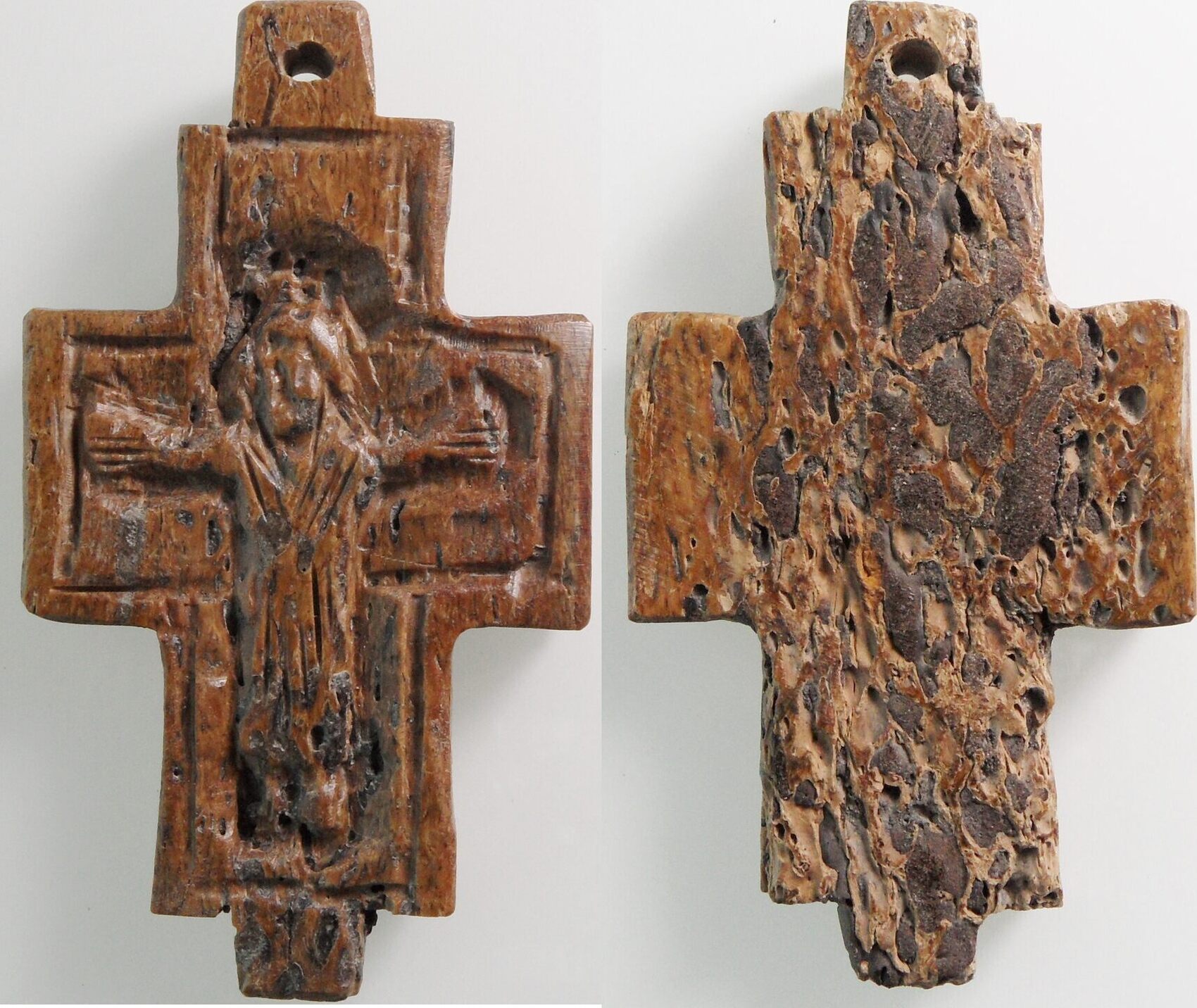 Central Europa Byzantine Medieval 9th to 14th century crucifix pendant ...