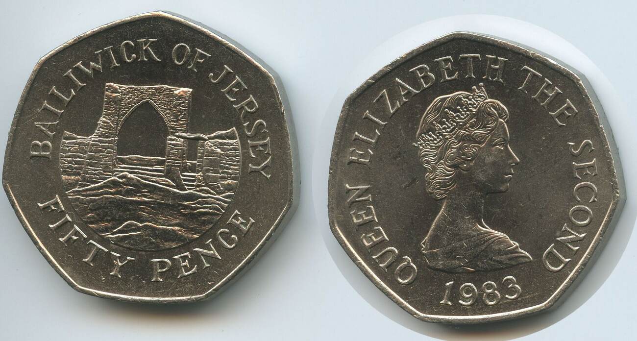 Jersey 50 Pence 1983 G9981 - Grosnez Castle - Queen Elizabeth II. Fast ...