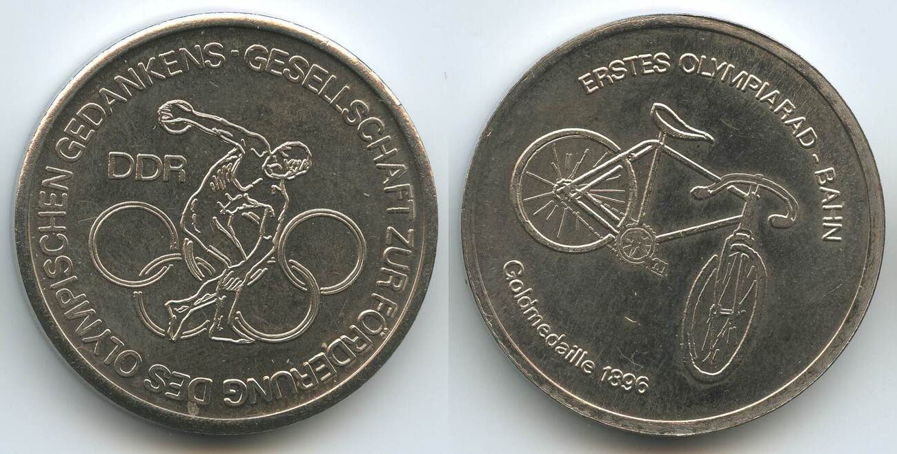 Deutsche Demokratische Republik nd. PA910 - Erstes Olympiarad-Bahn ...