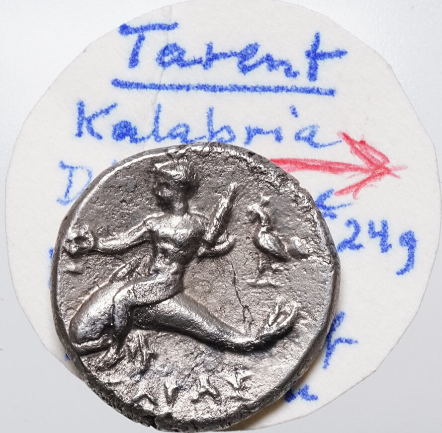 Calabria, TARENT (~272-240 BCE) AR Didrachme Reiter, Phalanthos reitet ...