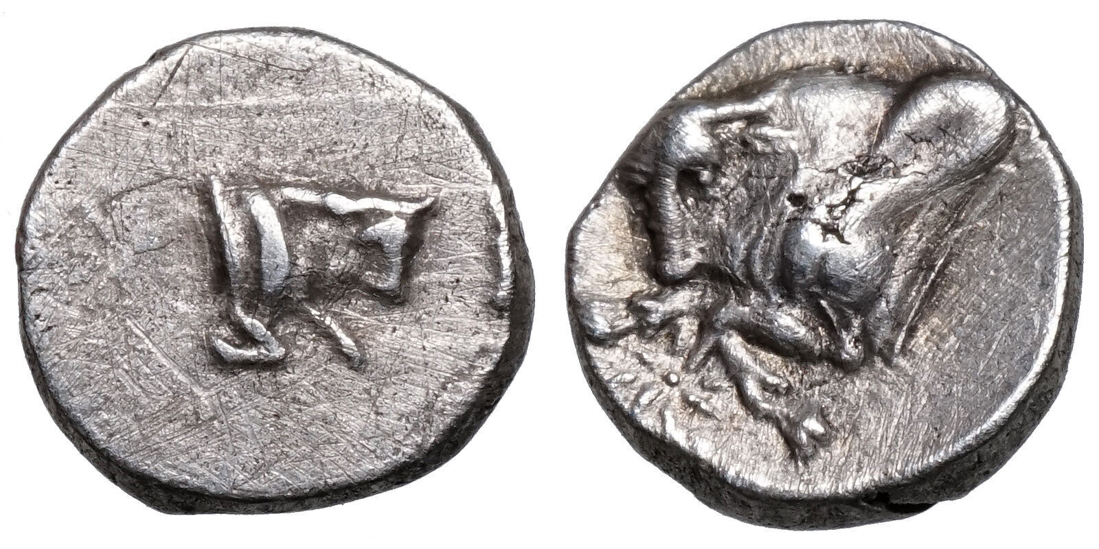 Caria, Uncertain (~400 BCE) AR Hemiobol Stierprotomen. Feine Details ...