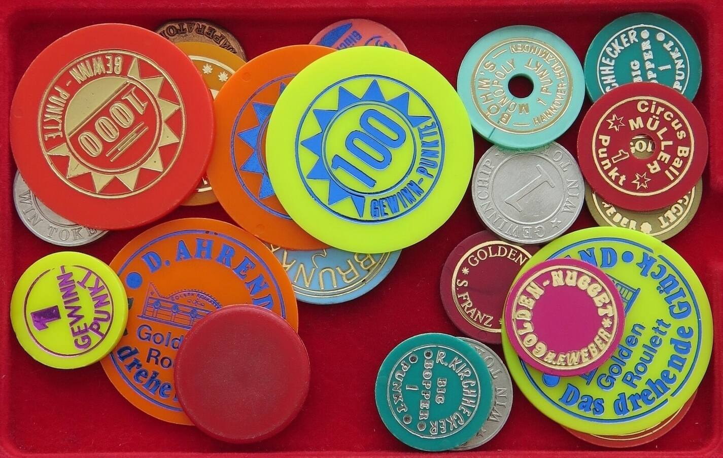 COLLECTION LOT DEUTSCHLAND PLASTIC TOKENS MEDALS 22PC 61GR DIV. | MA-Shops