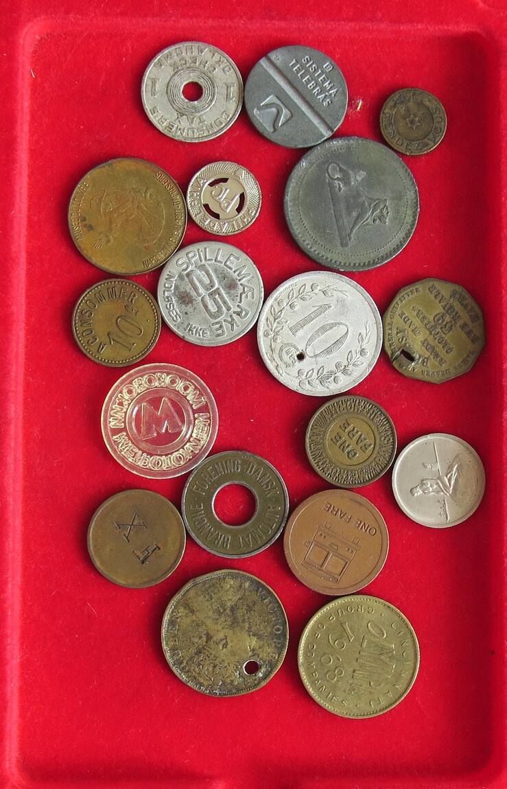 EUROPE JETONS TOKENS COLLECTION LOT JETON MEDAL 18PC 73GR DIV. | MA-Shops