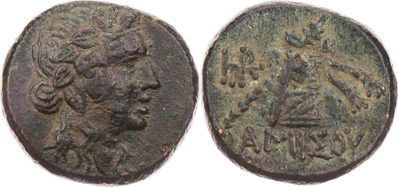 Pontos AEs 85-65 v. Chr. Amisos, Kopf des Dionysos / cista mystica und ...