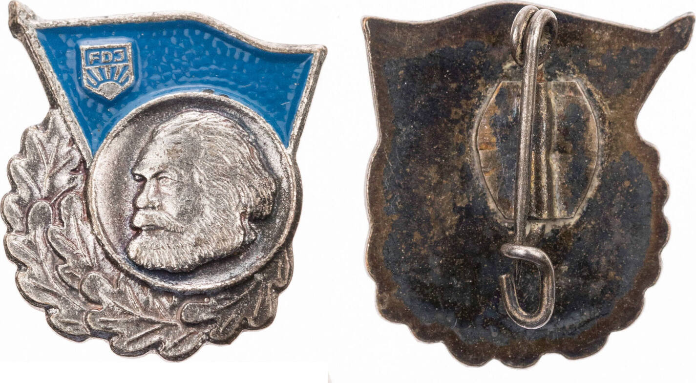 DDR Abzeichen o.J. Freie Deutsche Jugend (FDJ) - Karl Marx vz | MA-Shops