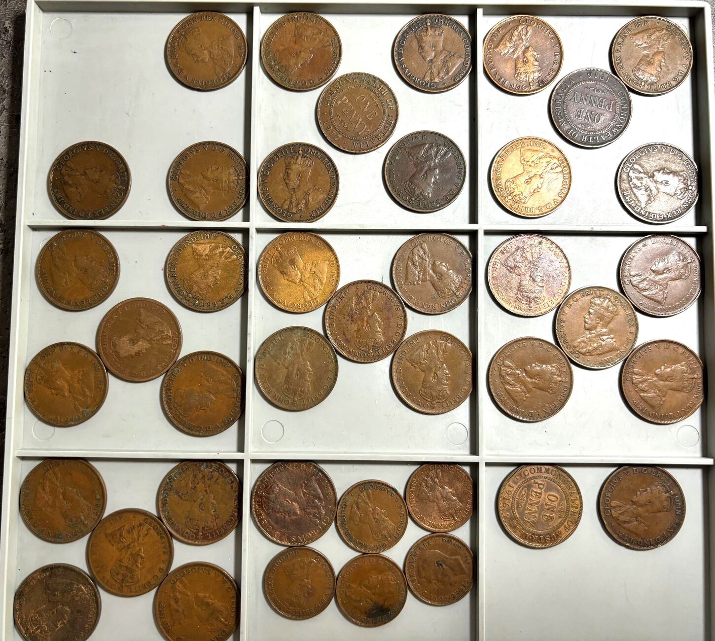 Australien Lot: 41 x Penny und 1/2 Penny George V., 1910-1936 meist ss ...