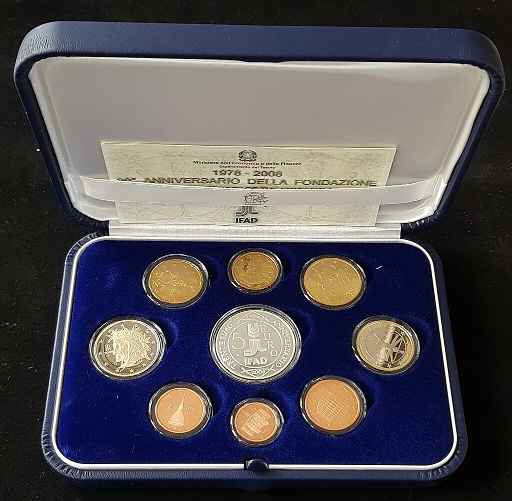 Italien 8,88 Euro 2008 Kursmünzensatz mit zusätzlicher 5€-Silbermünze ...