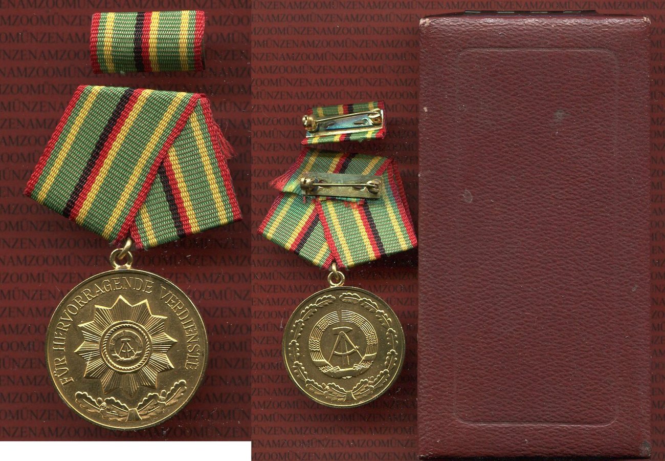 DDR GDR Eastern Germany Orden / Abzeichen Innenministerium unbekannt ...