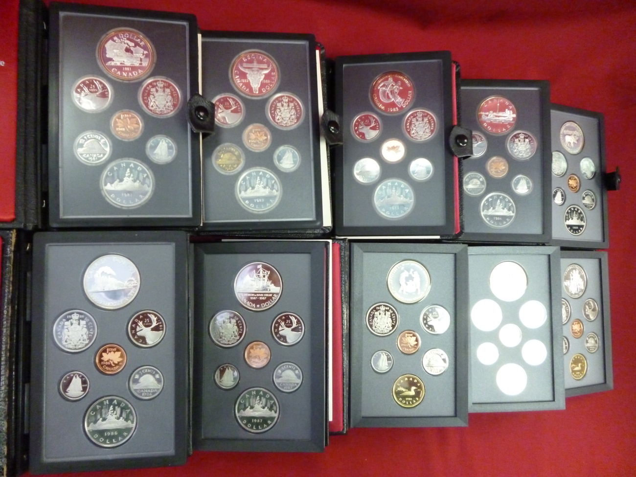 Kanada Kursmünzensätze mit Silberdollars 1981 bis 1990 10 Years ...