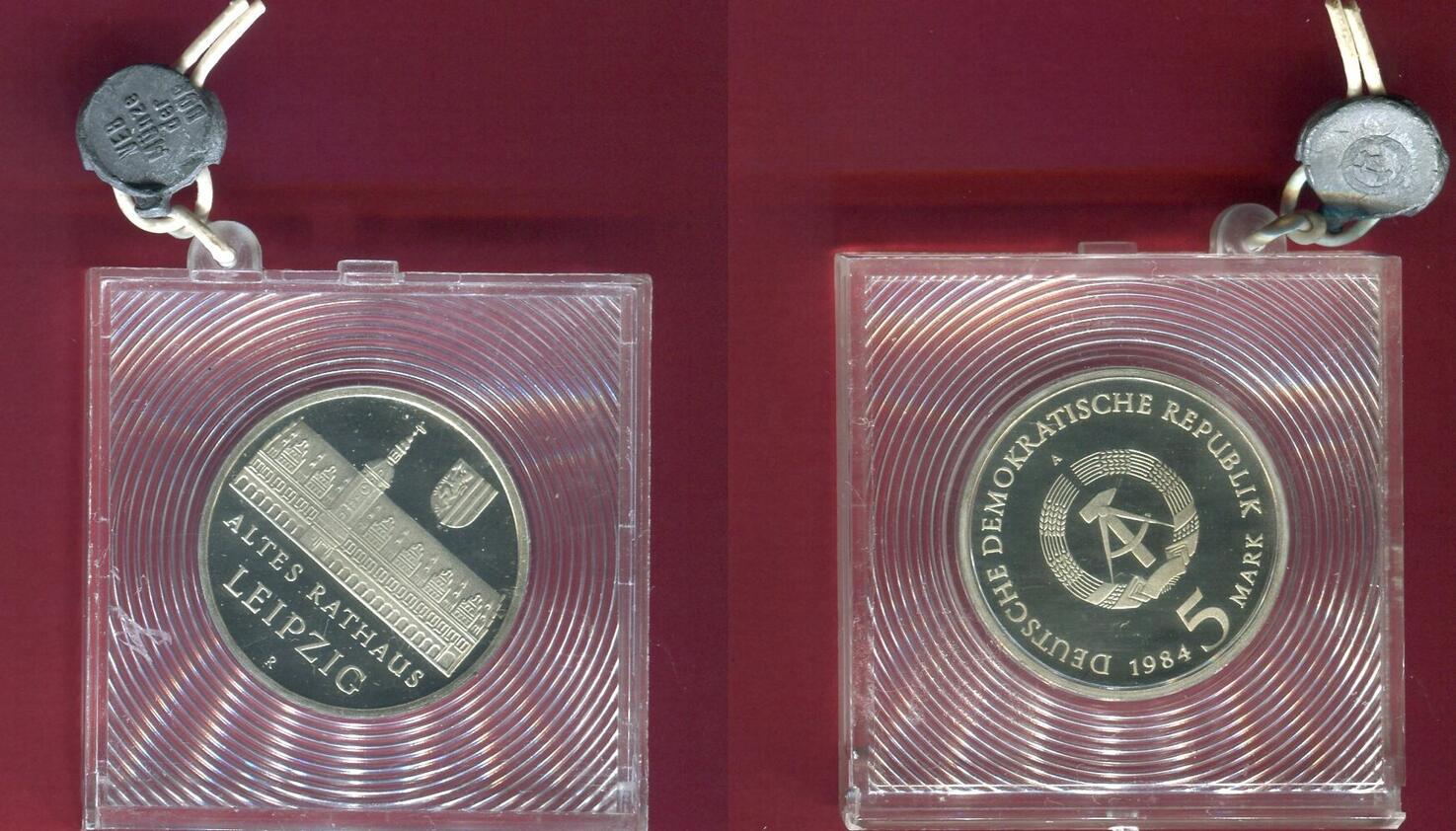 DDR 5 Mark Cu/Ni Gedenkmünze 1984 Altes Rathaus Leipzig Polierte Platte ...