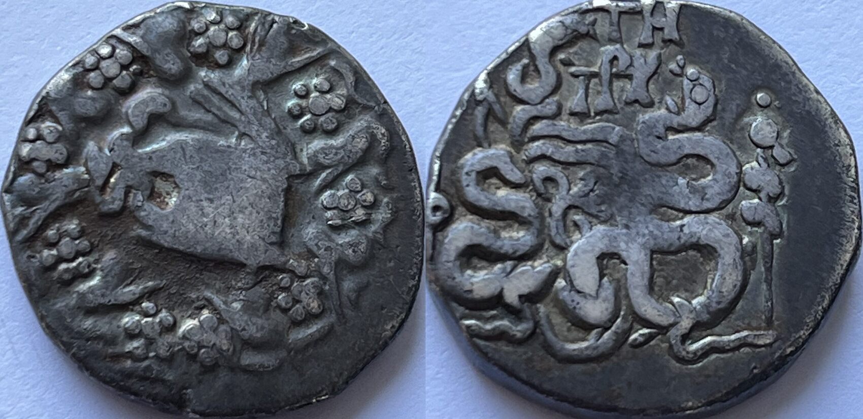 Mysia (Pergamon) cistophoric tetradrachm ND nice patina SS | MA-Shops
