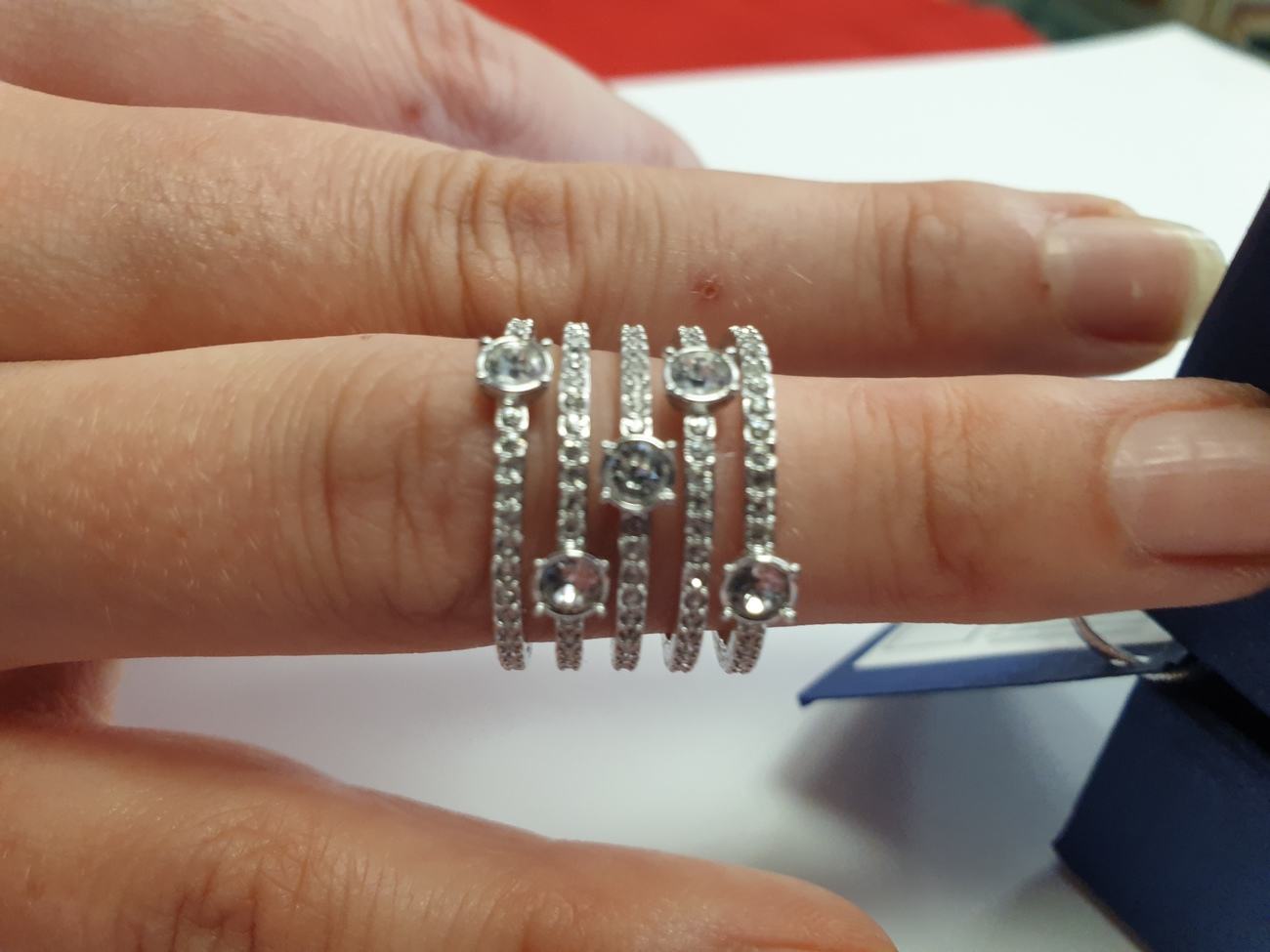 Swarovski spiral ring store