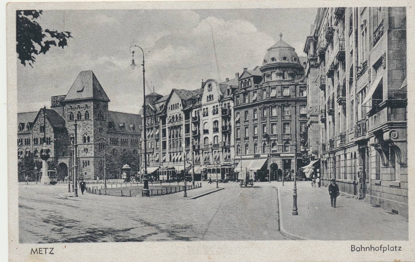 Metz 1943 AK Bahnhofsplatz als Feldpost versendet, postalisch gelaufen ...