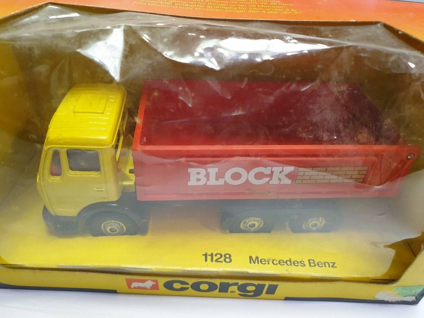 1128 Corgi Automodell Mercedes Benz Rot in OVP | MA-Shops
