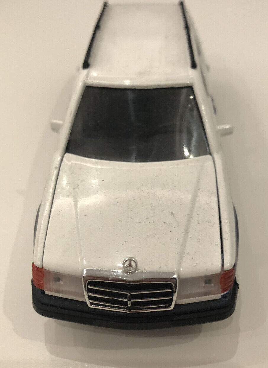 1503 M Mercedes-Benz Automobil Modell 200TD-300TE Turbo 4matic Modell 1 ...