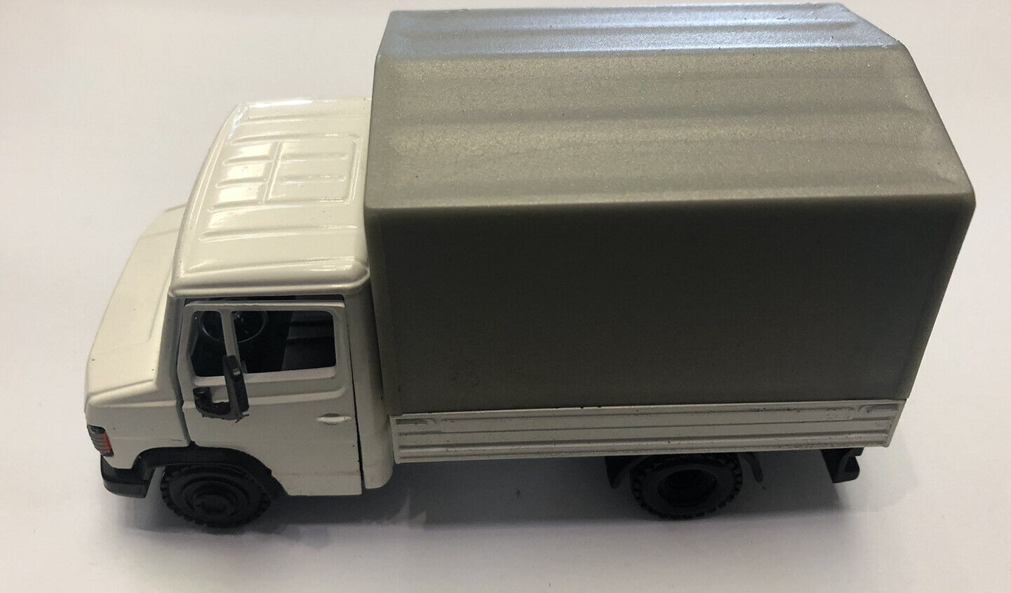 Mercedes Benz NZG Modellauto 507D-811D No. 289 M 1:43 ohne OVP | MA-Shops