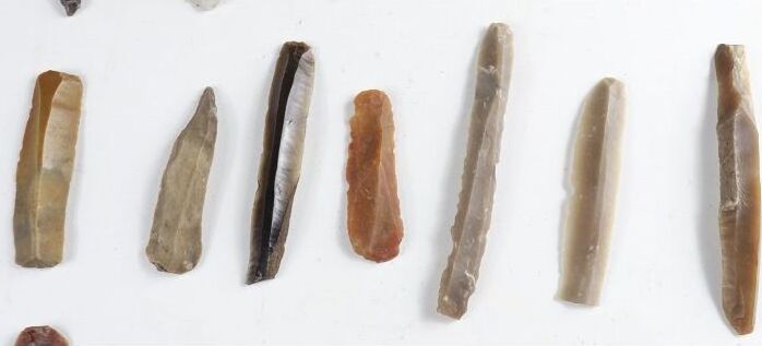 Ancient art Collection of 19 Danish Mesolithic Flint Blades, 5th-4th ...