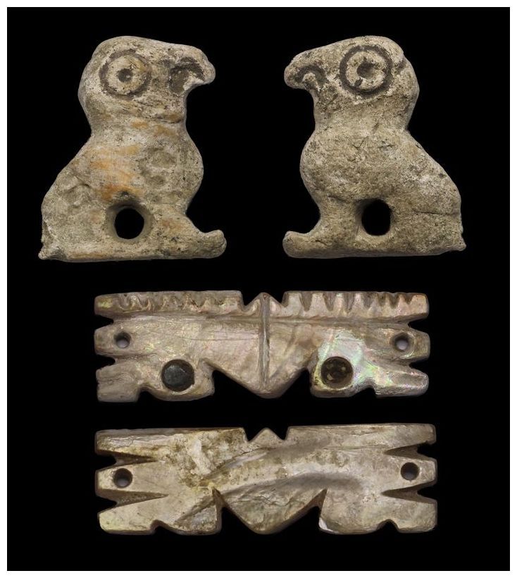 Ancient art Pair of figural amulets in stone and Mother of Pearl, Pre ...