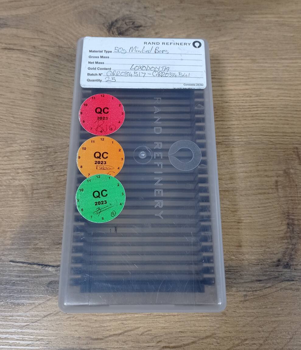 Masterbox Universal Rand Refinery Box für 25 Goldbarren Silberbarren im ...