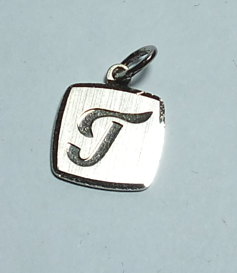 Anhänger neu Gravurplatte Buchstabe T .925 Sterling Silber Größe: 13 mm ...