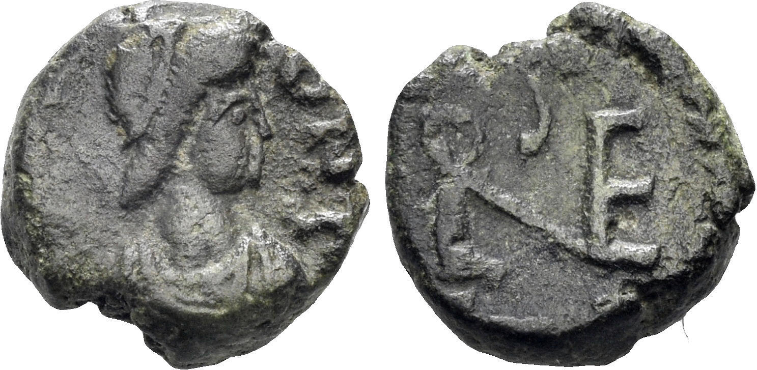 NEW AE Nummus 457-474 n. Chr. Leo I. (1.25g, 10mm). Constantinople mint ...